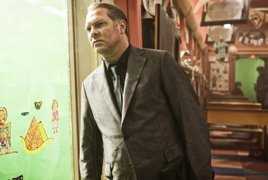 Snowpiercer Gilliam Grey