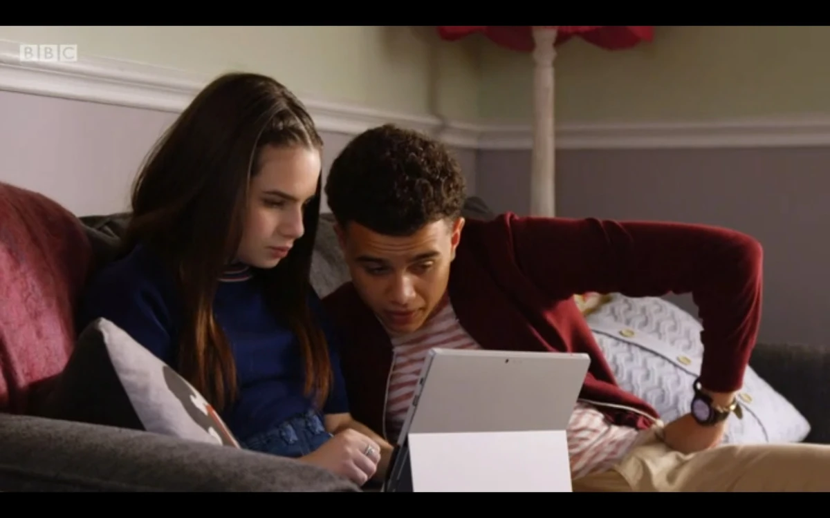 Lily and Rob (episode) | So Awkward Wikia | Fandom