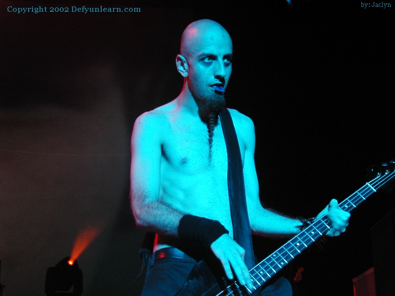 Tommy Hilfiger at Jones Beach Theater July 21st, 2002 | System of a ...