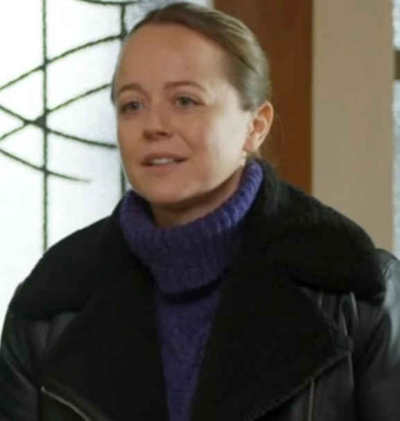 Imogen Hollins | SoapVerse Wiki | Fandom