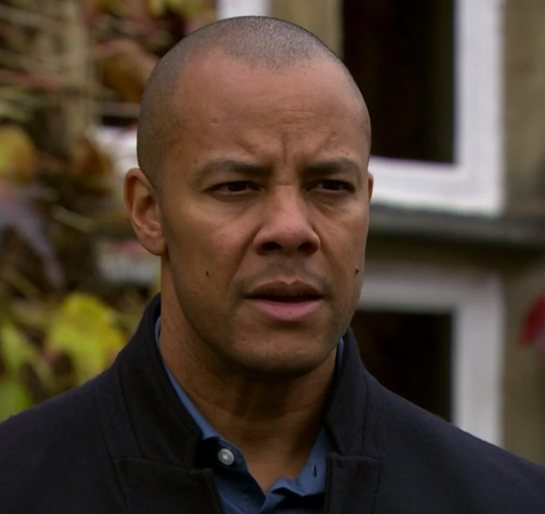 Al Chapman | SoapVerse Wiki | Fandom