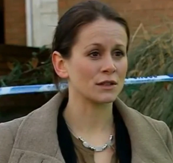 Laura Prior | SoapVerse Wiki | Fandom