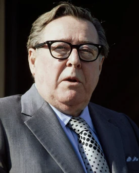 Warren Magnuson | So Help Me God! Wiki | Fandom