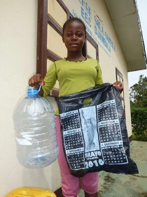 how to boil water in a plastic water bottle