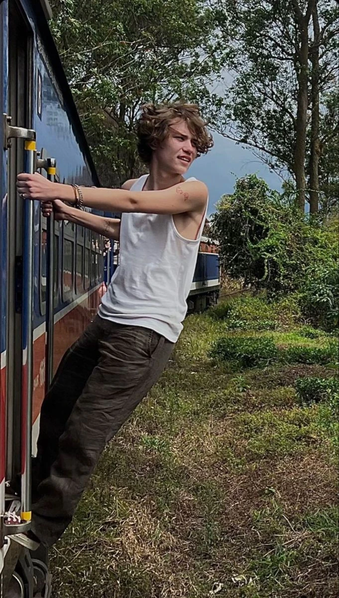 Hopper Hadrian | Solivany Wiki | Fandom