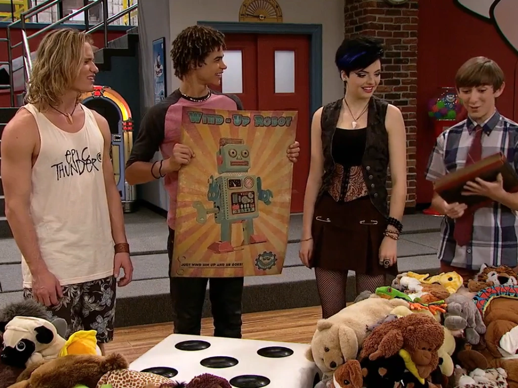 Wind-Up Robot | Some Assembly Required Wiki | Fandom