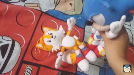 Sonic Plush Tails Doll