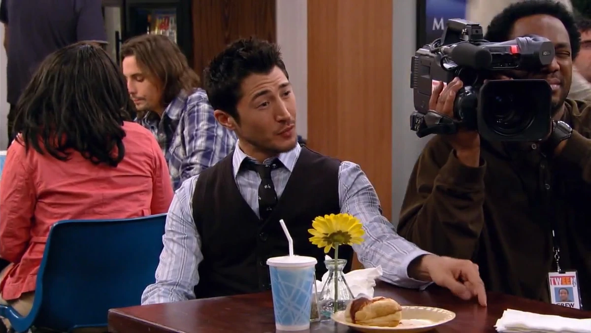 Santiago Heraldo | Sonny With a Chance Wiki | Fandom