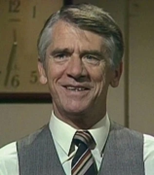 Roger Carlyle | Sons and Daughters Wiki | Fandom