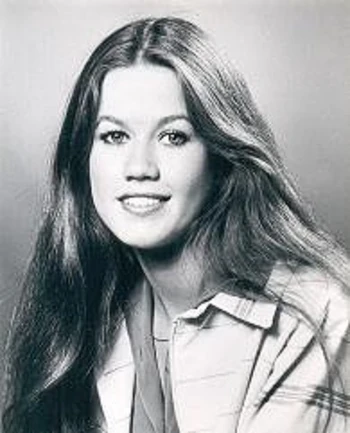 Lynn Palmer | Sons and Daughters Wiki | Fandom