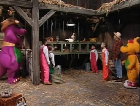 Sound Ideas, CHICKEN - BARNYARD, C.U. CLUCK, SQUAWK, FLAP, ANIMAL, BIRD ...