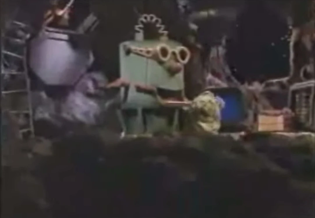 Sound Ideas, CRASH, TABLE - KNOCK OVER SMALL TABLE WITH METAL TRAY ...