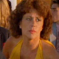 Mme Dulac | Wiki Sous le Soleil | Fandom