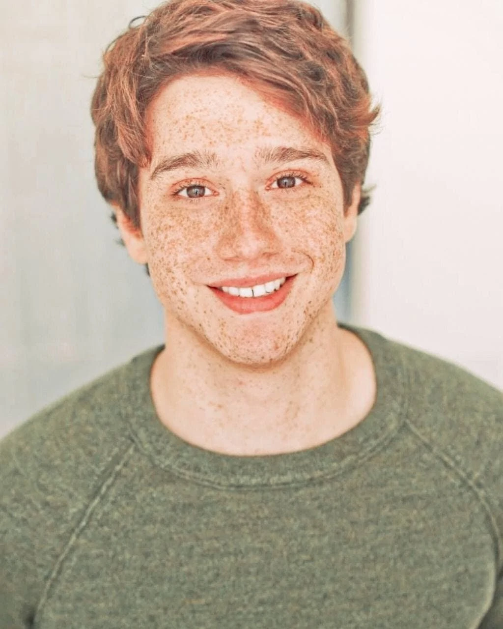 Chester Rushing | Wiki Soyfandetodoivin16 | Fandom