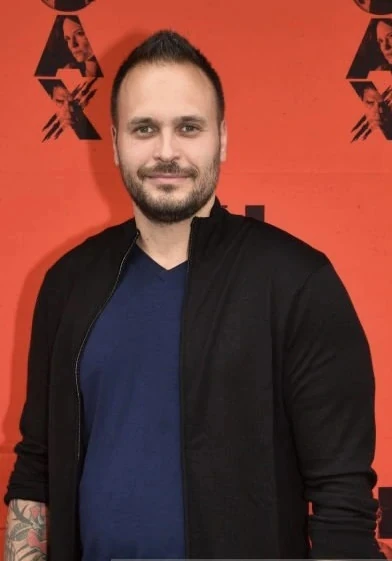 Max Decker | Space Love Wiki | Fandom