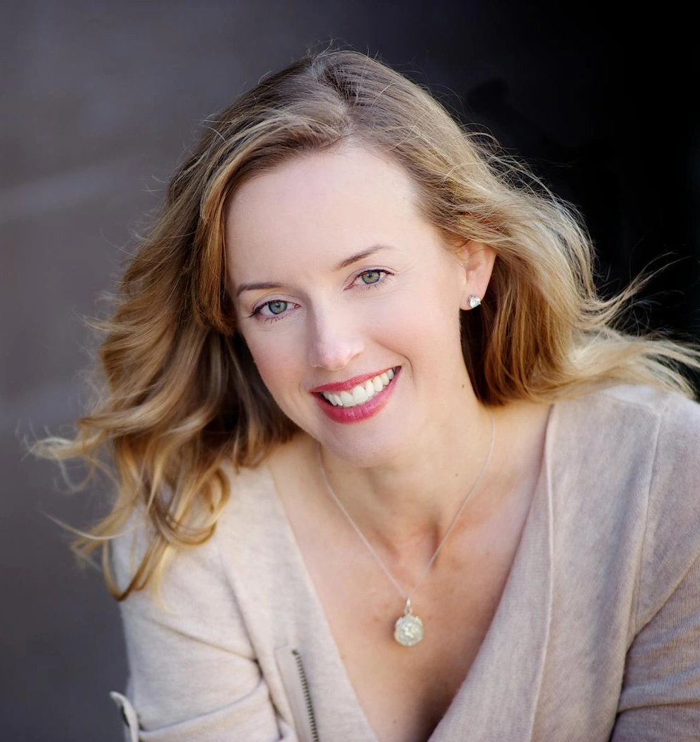 Laura Faye Smith | Space Love Wiki | Fandom
