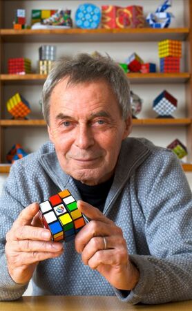Erno rubik store