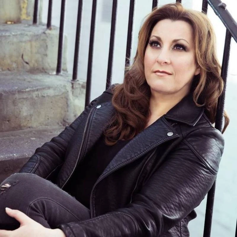 Tracey Shield | Spice Girls Wiki | Fandom