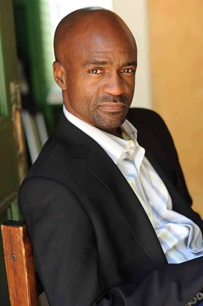 Stan Sellers | Spies in Disguise Wiki | Fandom