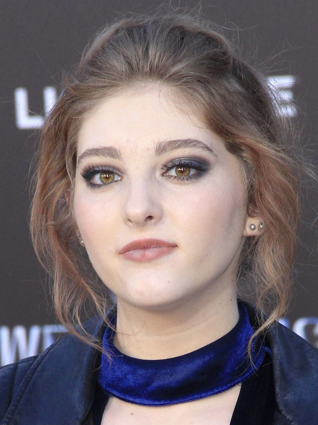 Willow Shields Primrose Everdeen