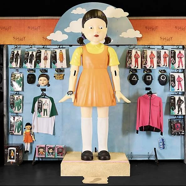 Squid Game Display | Spirit Halloween Wikia | Fandom