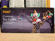 Cuddles the Clown | Spirit Halloween Wikia | Fandom