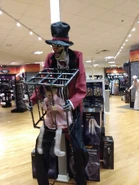 Rotten Ringmaster with Caged Kid | Spirit Halloween Wikia | Fandom