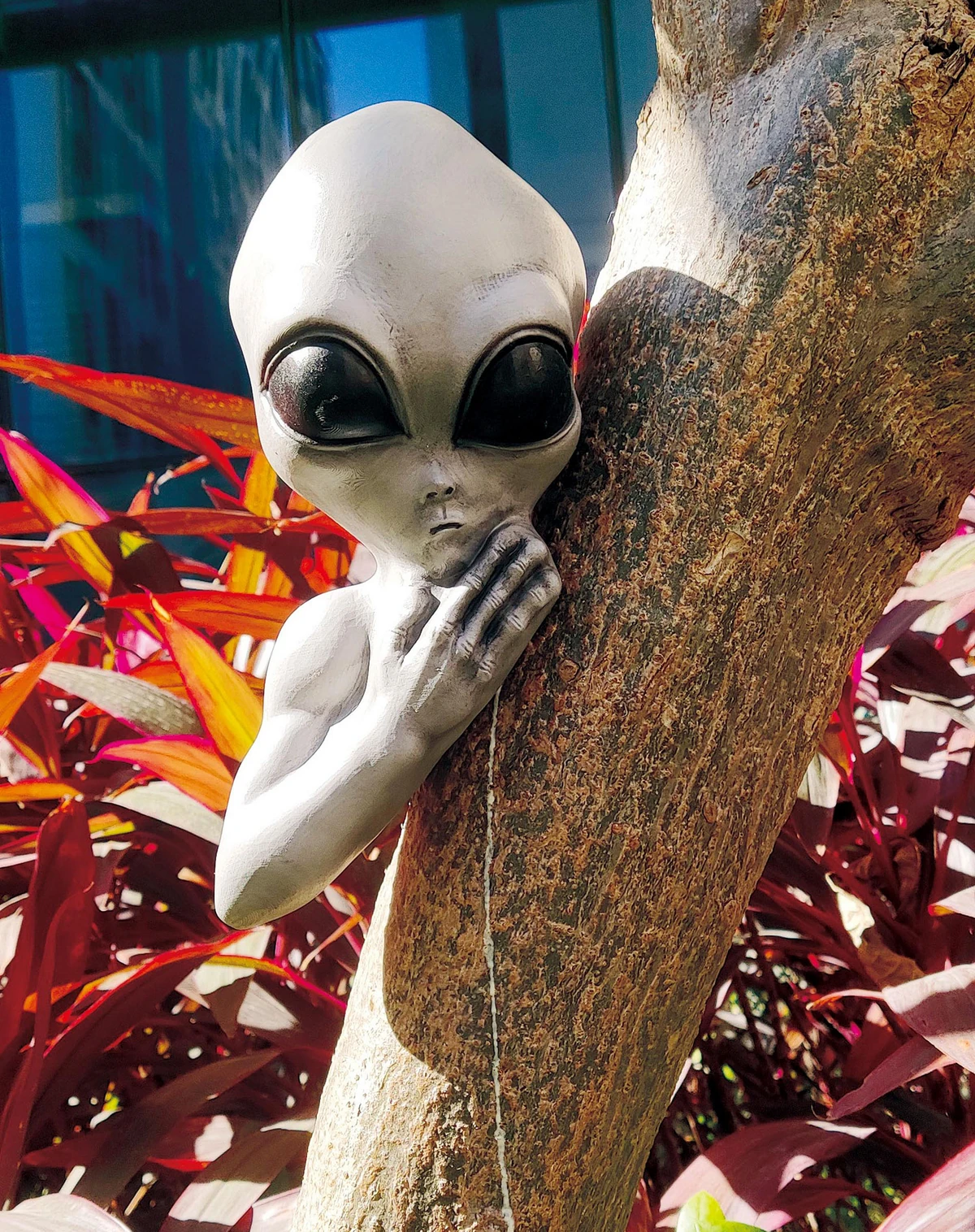 Alien Tree Mount | Spirit Halloween Wikia | Fandom