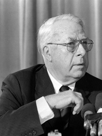 Ian MacGregor | Spitting Image Wiki | Fandom