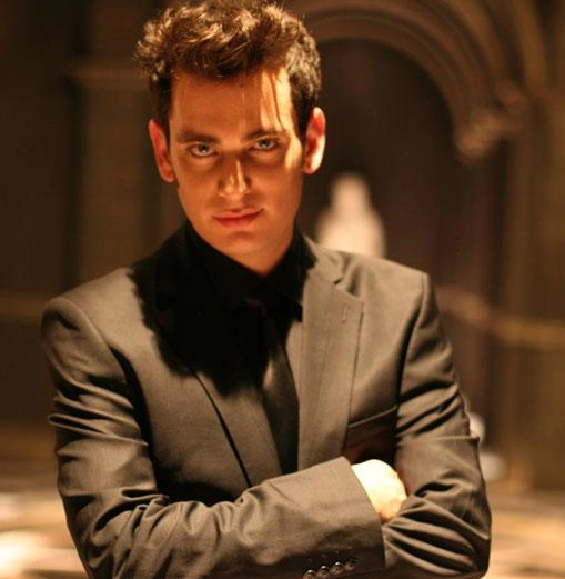 Omer Teneh | Split (Hebrew: חֲצוּיָה, Hatsuya) TV Series Wiki | Fandom