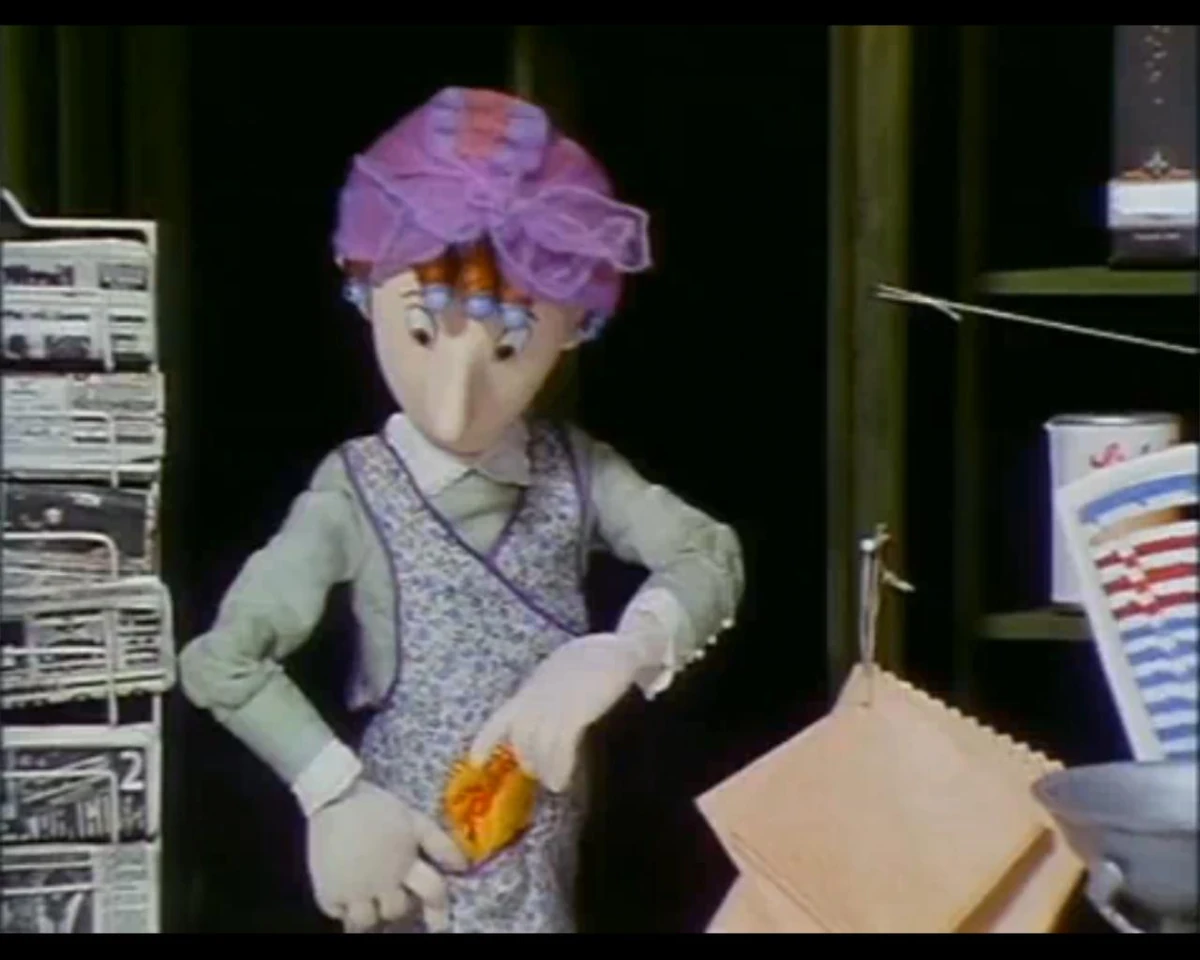 Dilys Price | Spoof Wiki | Fandom