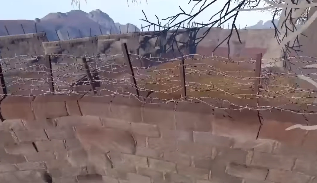 Rust - Use your Surroundings | Spooonkid Wiki | Fandom