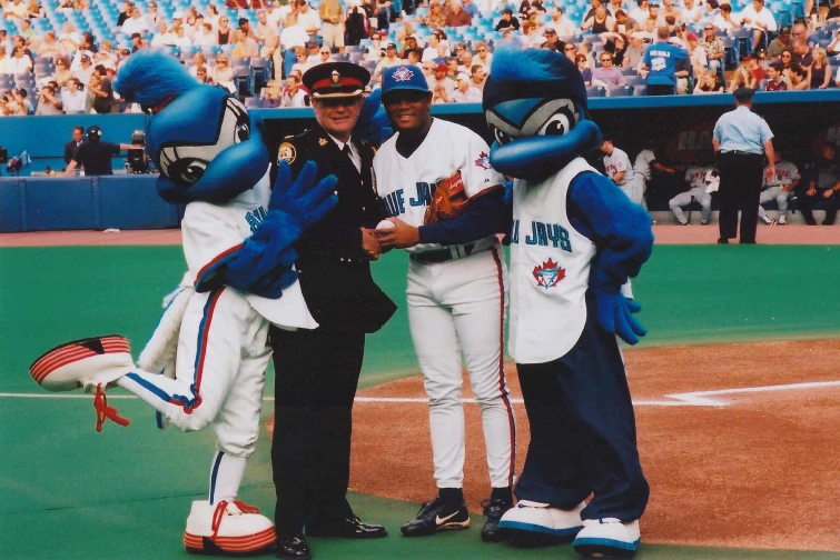 Diamond (Toronto Blue Jays) | SportsMascots Wikia | Fandom