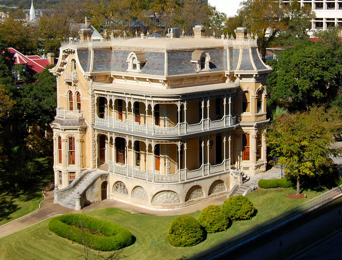 Real World Buildings: Sale Packs/2019 | Megapolis Wiki | Fandom