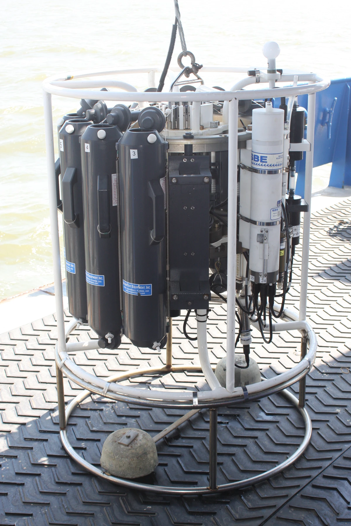CTD - Conductivity, Temperature, Depth | SSU Ocean Instruments Wiki ...