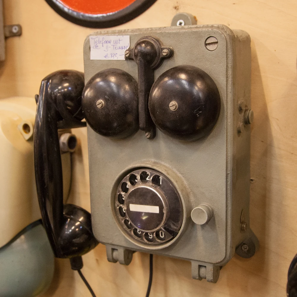 Phone Placements | Star Trek Forgotten-Frontiers Wiki | Fandom