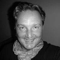 Derek Lyons | Star Wars Canon Wiki | Fandom