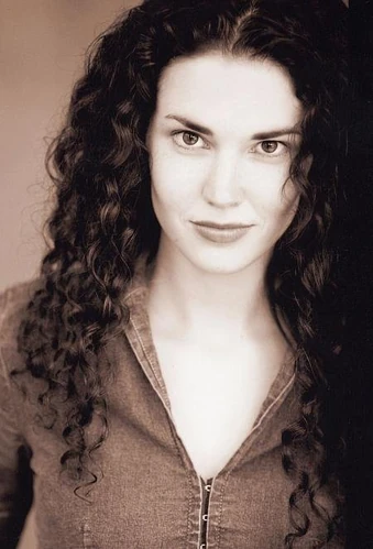Laura Mennell | SGCommand | Fandom