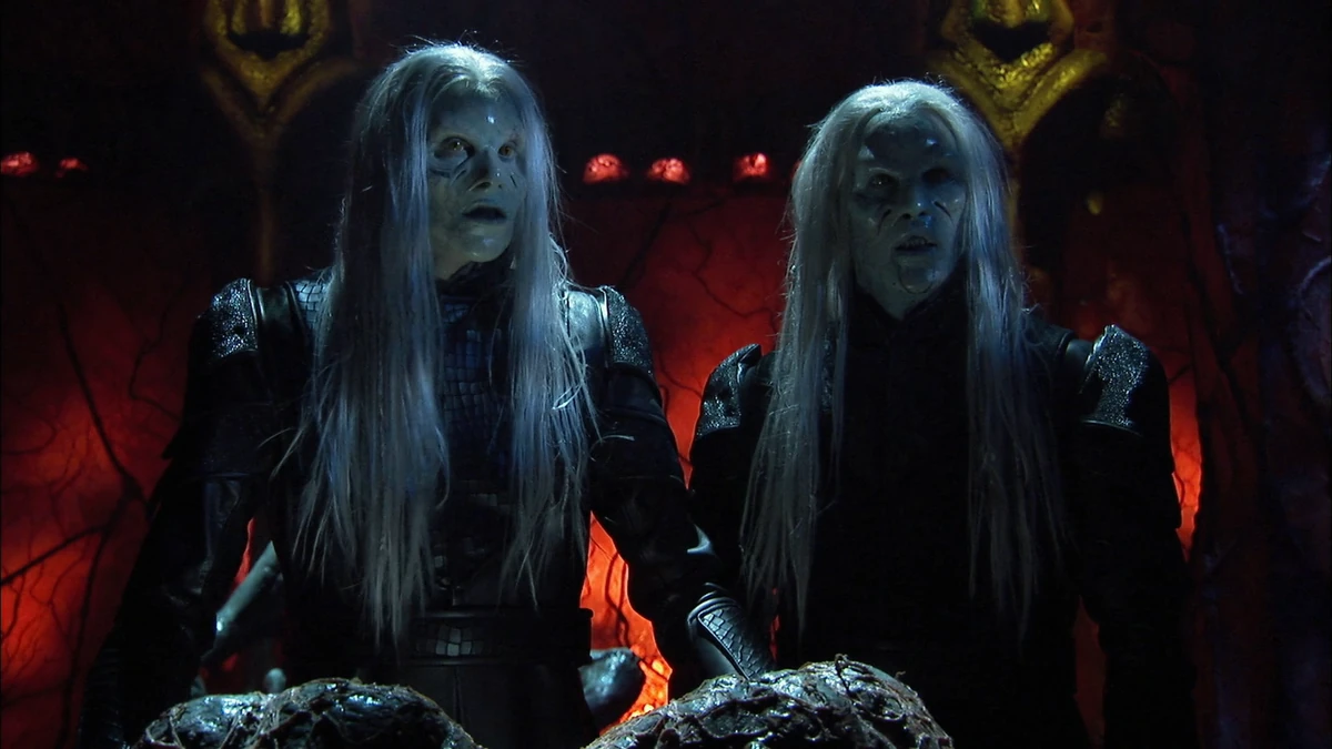 Wraith clothing | SGCommand | Fandom