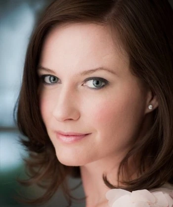 Emily Holmes | SGCommand | Fandom