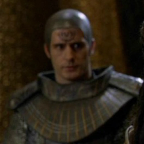 Dowódca sił Klorel'a („Legowisko węża”) | Stargate Polish Wiki | Fandom