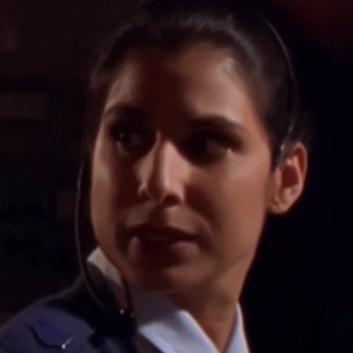 Laura Davis („Po drugiej stronie lustra”) | Stargate Polish Wiki | Fandom