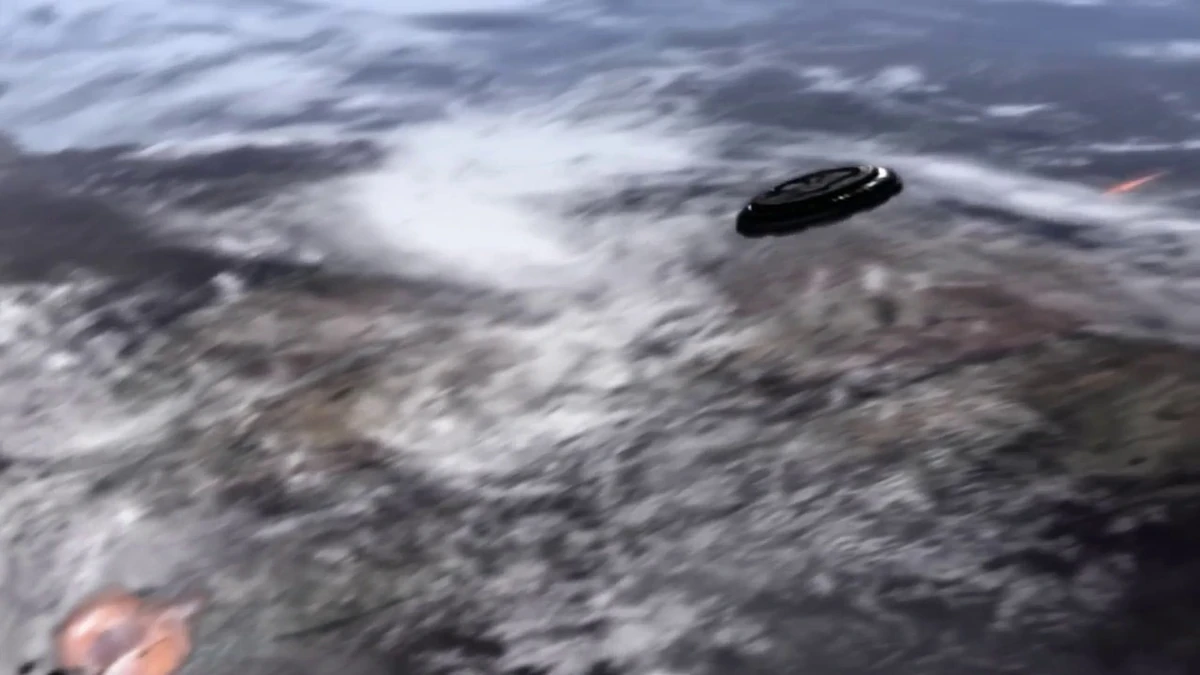 Anubis' escape pod | SGCommand | Fandom