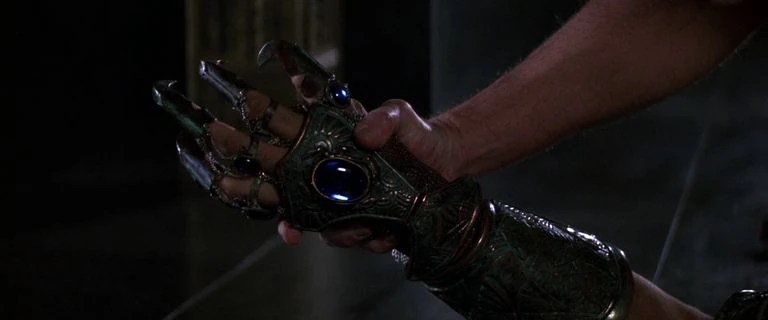 Hand Claws | Stargate Renaissance Wiki | Fandom