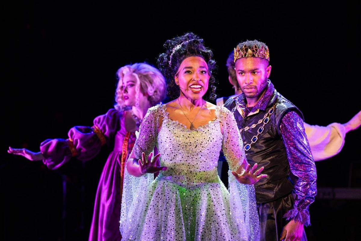 Neon | Team StarKid Wiki | Fandom