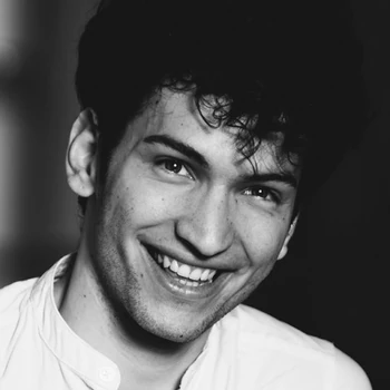 Max Rizzo | Starlight Express the Musical Wiki | Fandom