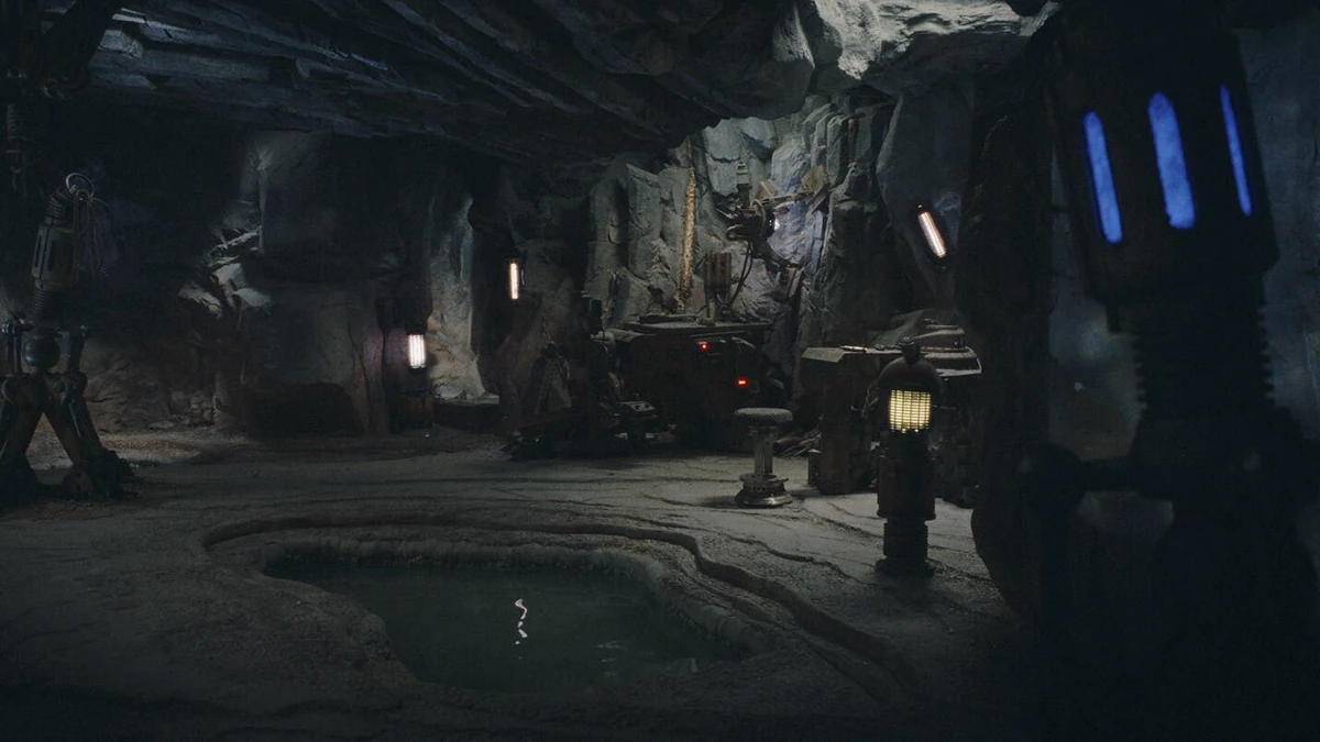 The Stranger's cave | Wookieepedia | Fandom