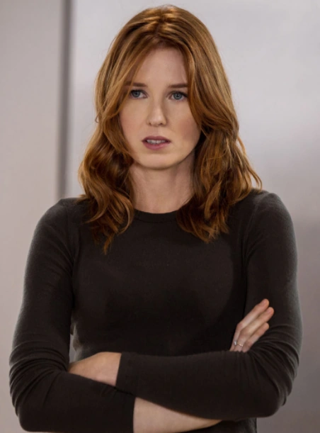 Holly Weaver | Univers Power Wiki | Fandom