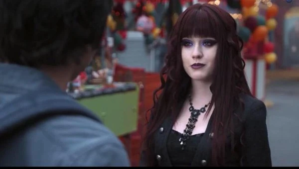 Katherine McNamara | R.L Stine Wiki | Fandom