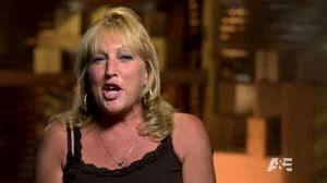 Lesa Lewis | Storage Wars Wiki | Fandom